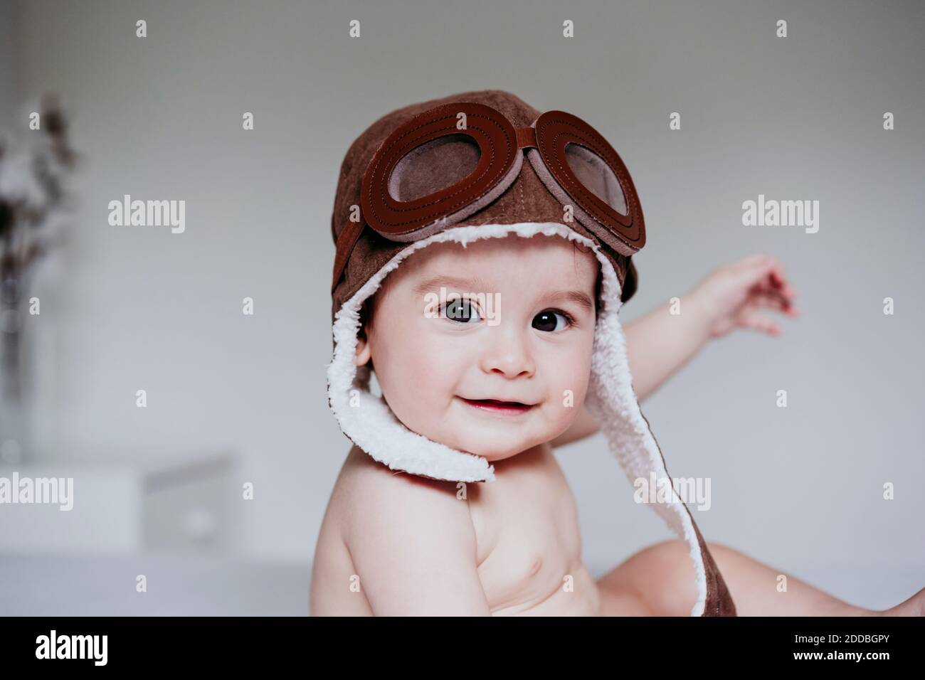 Aviator cap hi-res stock photography and images - Alamy