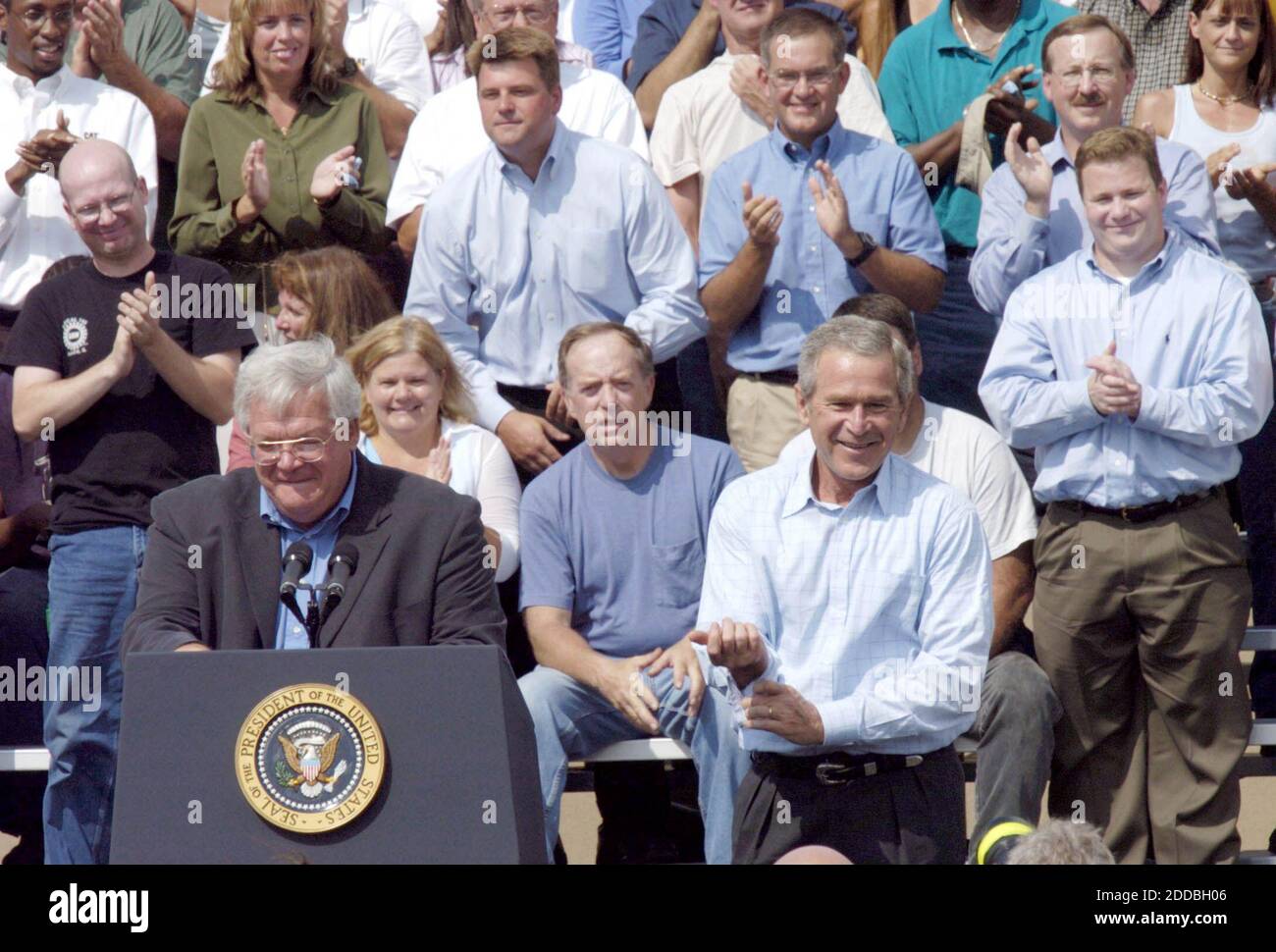 Caterpillar inc sign hi-res stock photography and images - Alamy