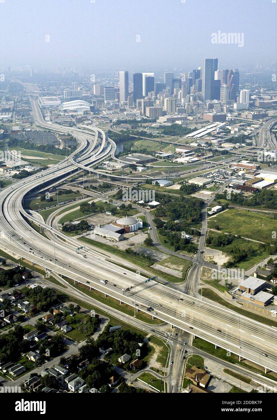 10 autoroute hi-res stock photography and images - Alamy