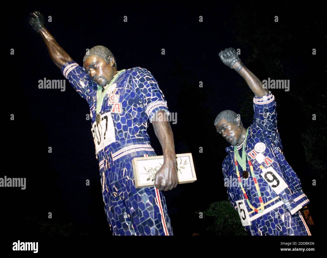Black power olympics hi-res stock photography and images - Alamy
