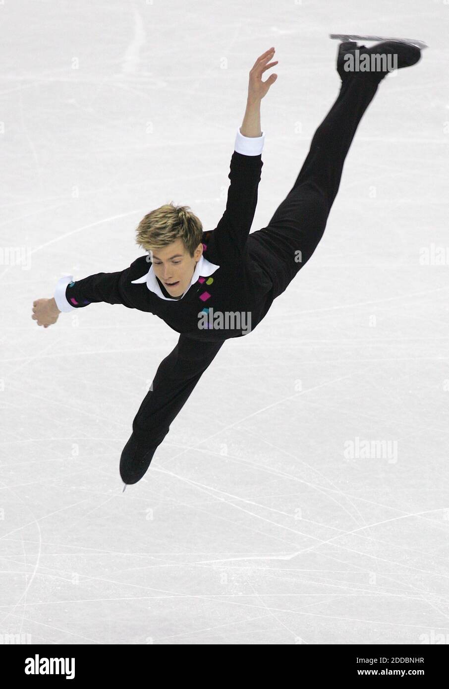 Winter olympics figure skating hi-res stock photography and images - Alamy