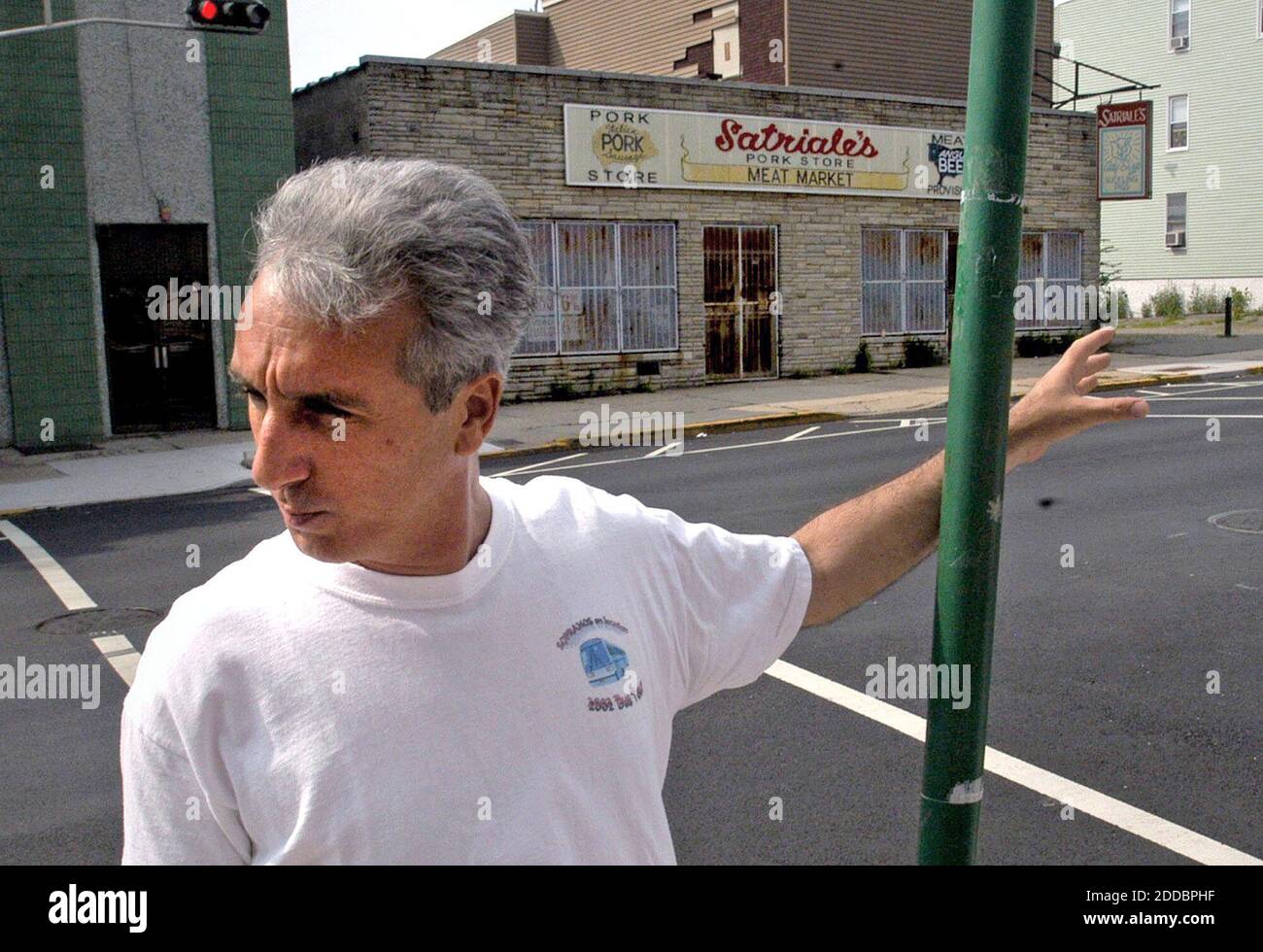 NO FILM, NO VIDEO, NO TV, NO DOCUMENTARY - Marc Barron leads a tour ...