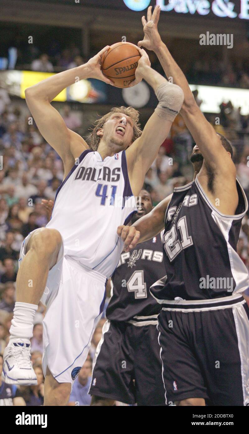 Tim duncan spurs hi-res stock photography and images - Alamy