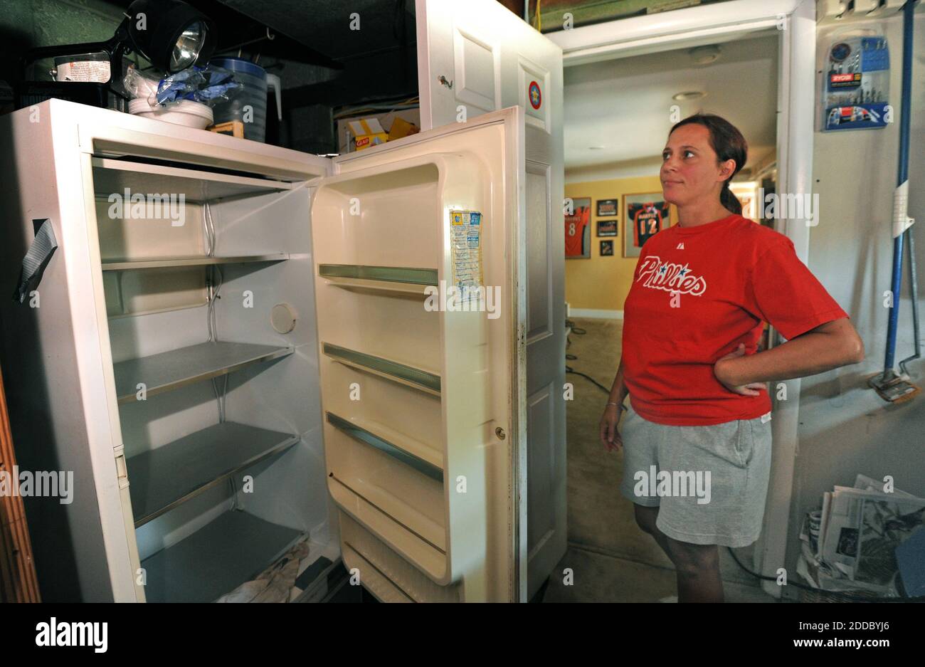 NO FILM, NO VIDEO, NO TV, NO DOCUMENTARY - Heidi Hunt had to empty two ...