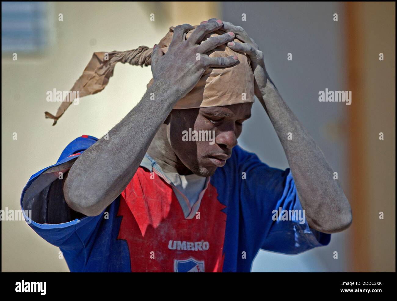 Dead homeless man hi-res stock photography and images - Alamy