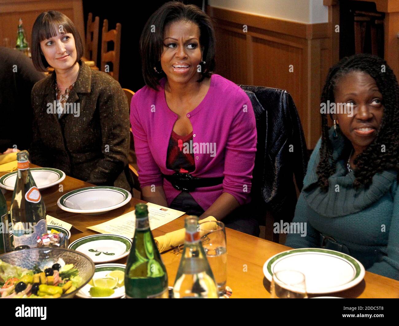 Michelle obama february 9 2012 hi-res stock photography and images - Alamy