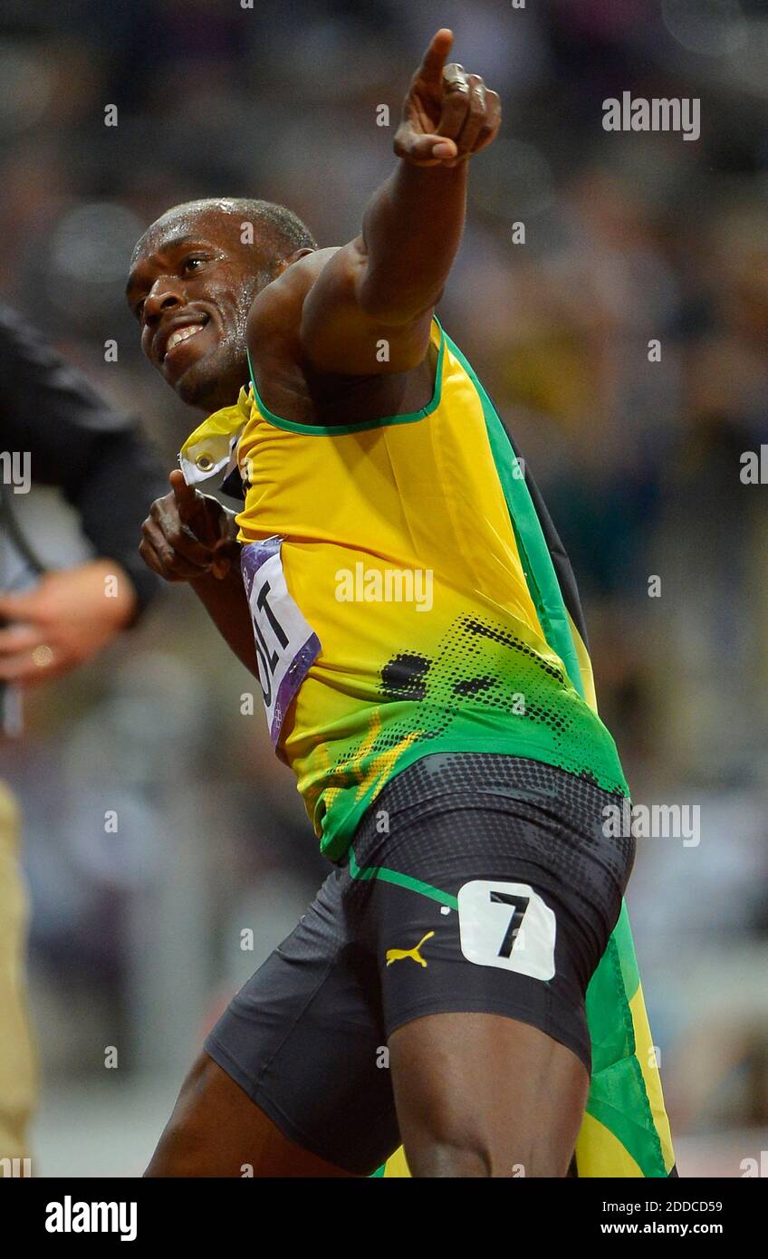 Usain Bolt Lightning Bolt Pose