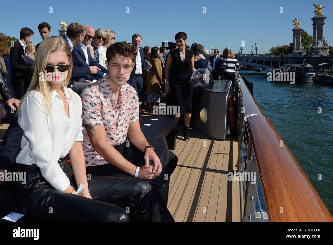 Toni Garrn and Francisco Lachowski attending the L'Oreal Fashion Show ...