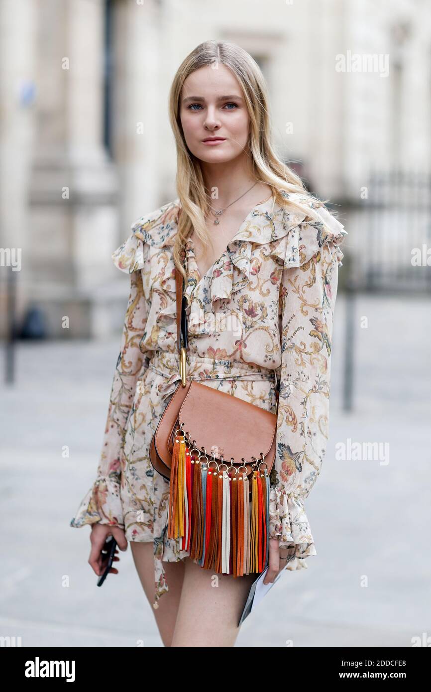 Street style, Arina Kuzmina arriving at Jean-Paul Gaultier Fall-Winter ...
