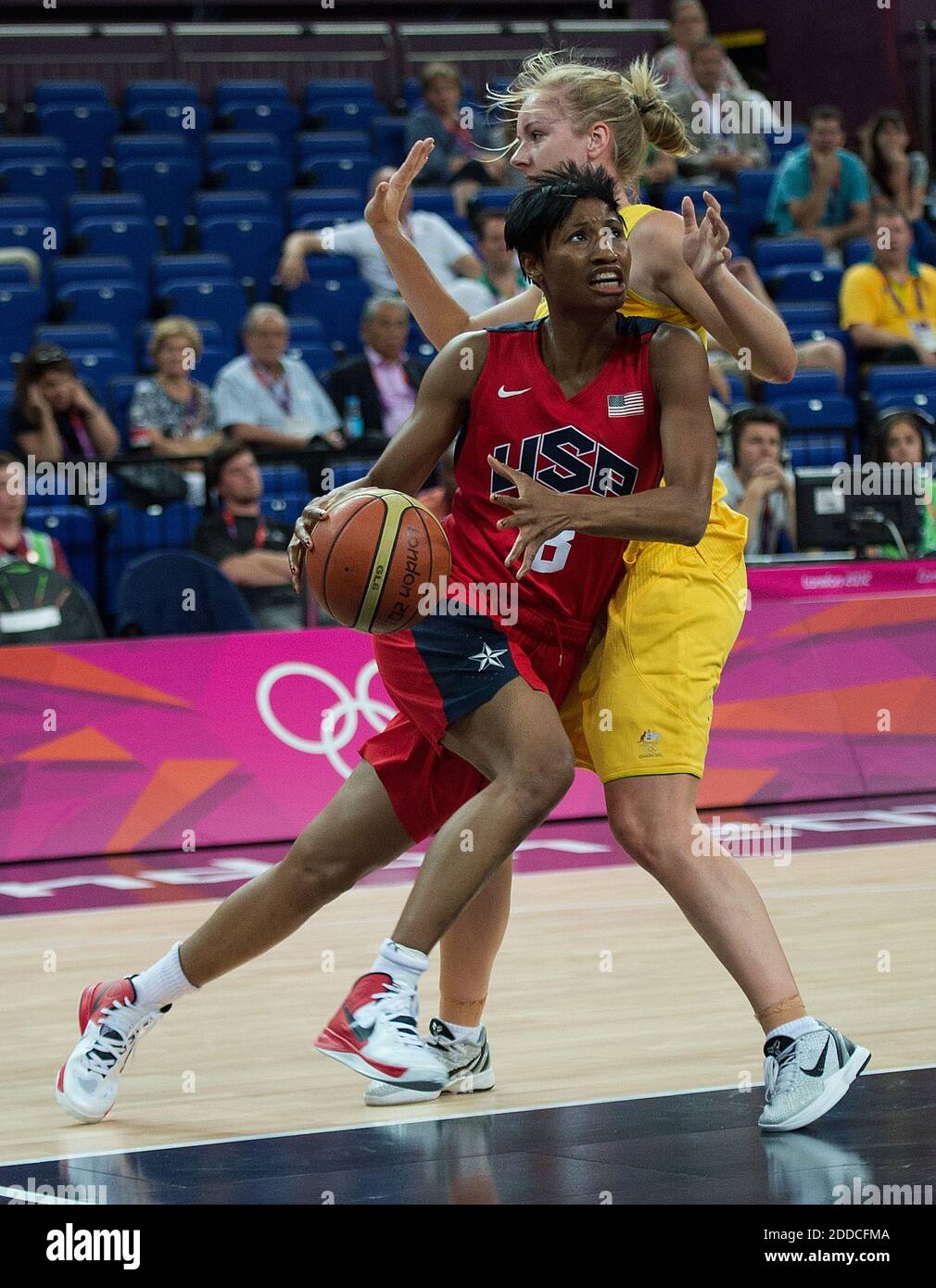 NO FILM, NO VIDEO, NO TV, NO DOCUMENTARY - USA's Angel McCoughtry (8 ...