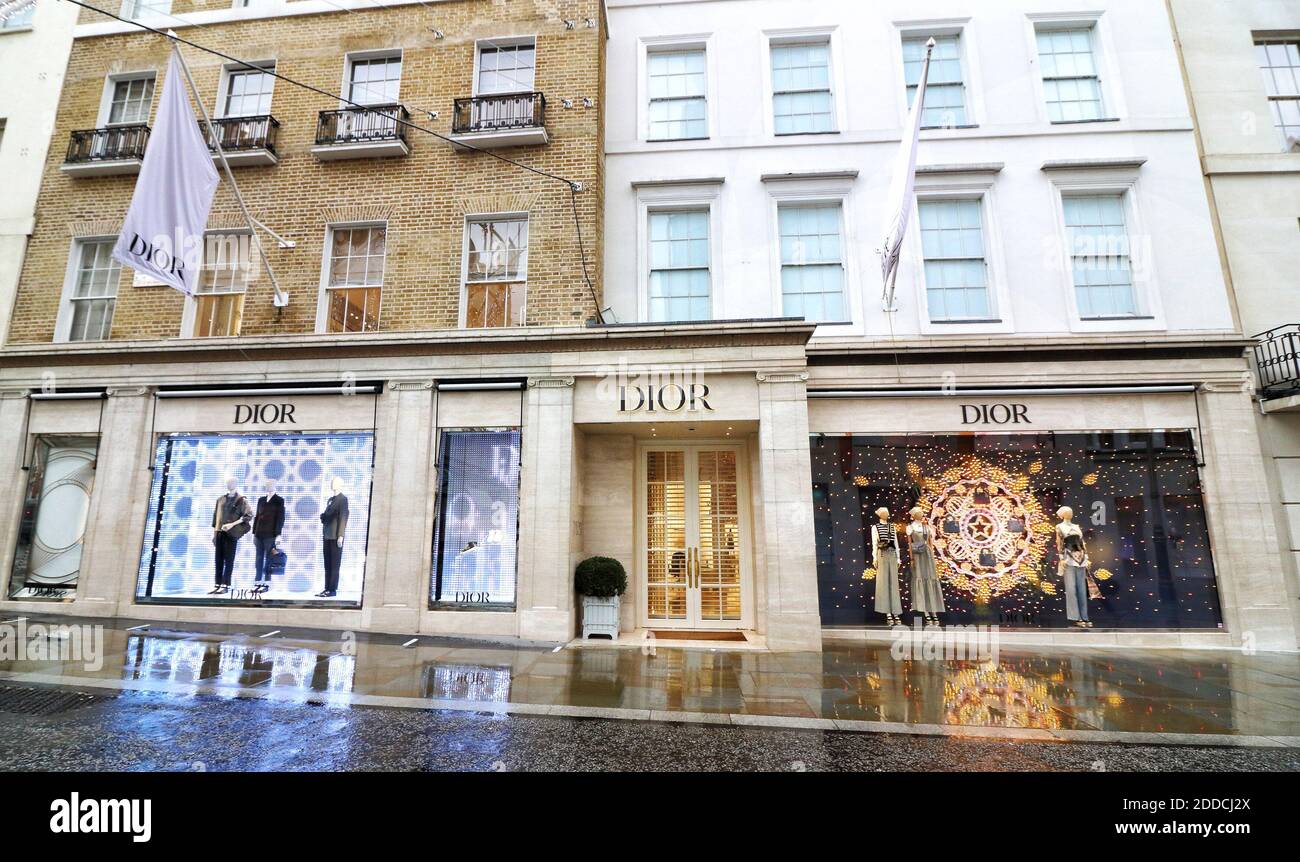 Dior New Bond Street London High Resolution Stock Photography and ...