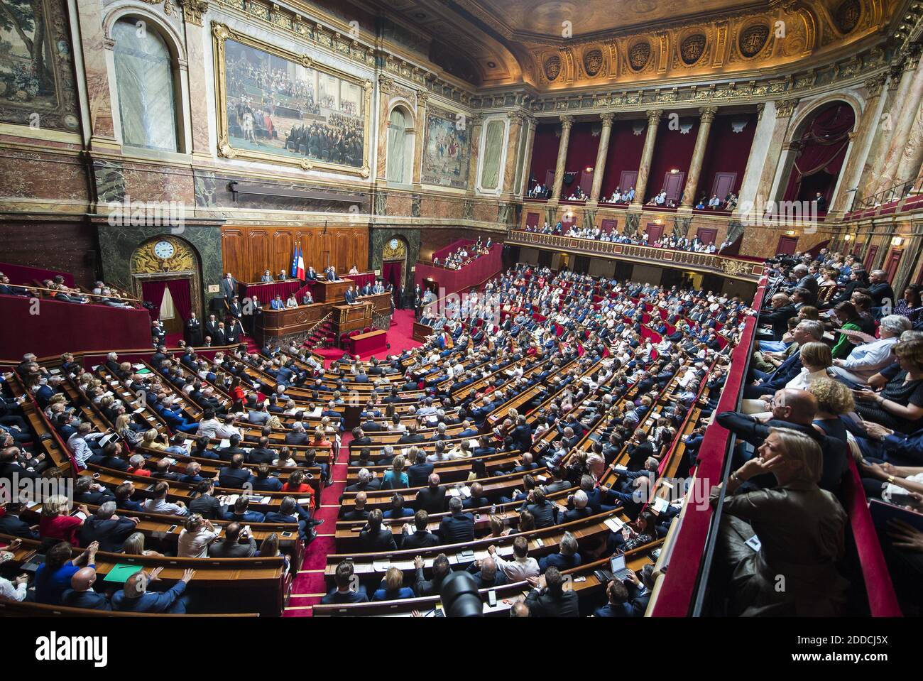 GENERAL VIEW : French President Emmanuel Macron (at the platform ...