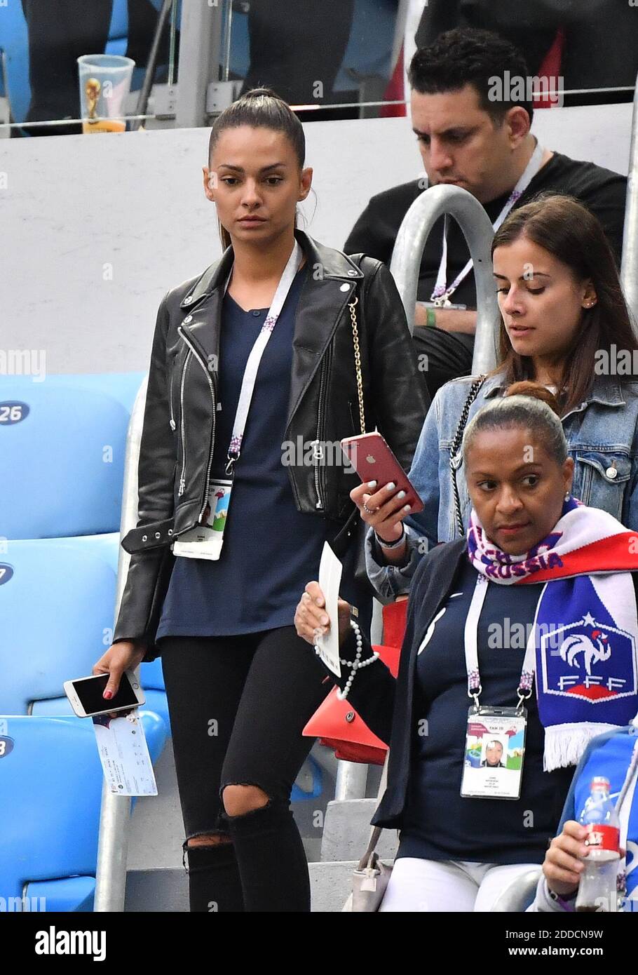 Wags and girlfriends hi-res stock photography and images - Alamy