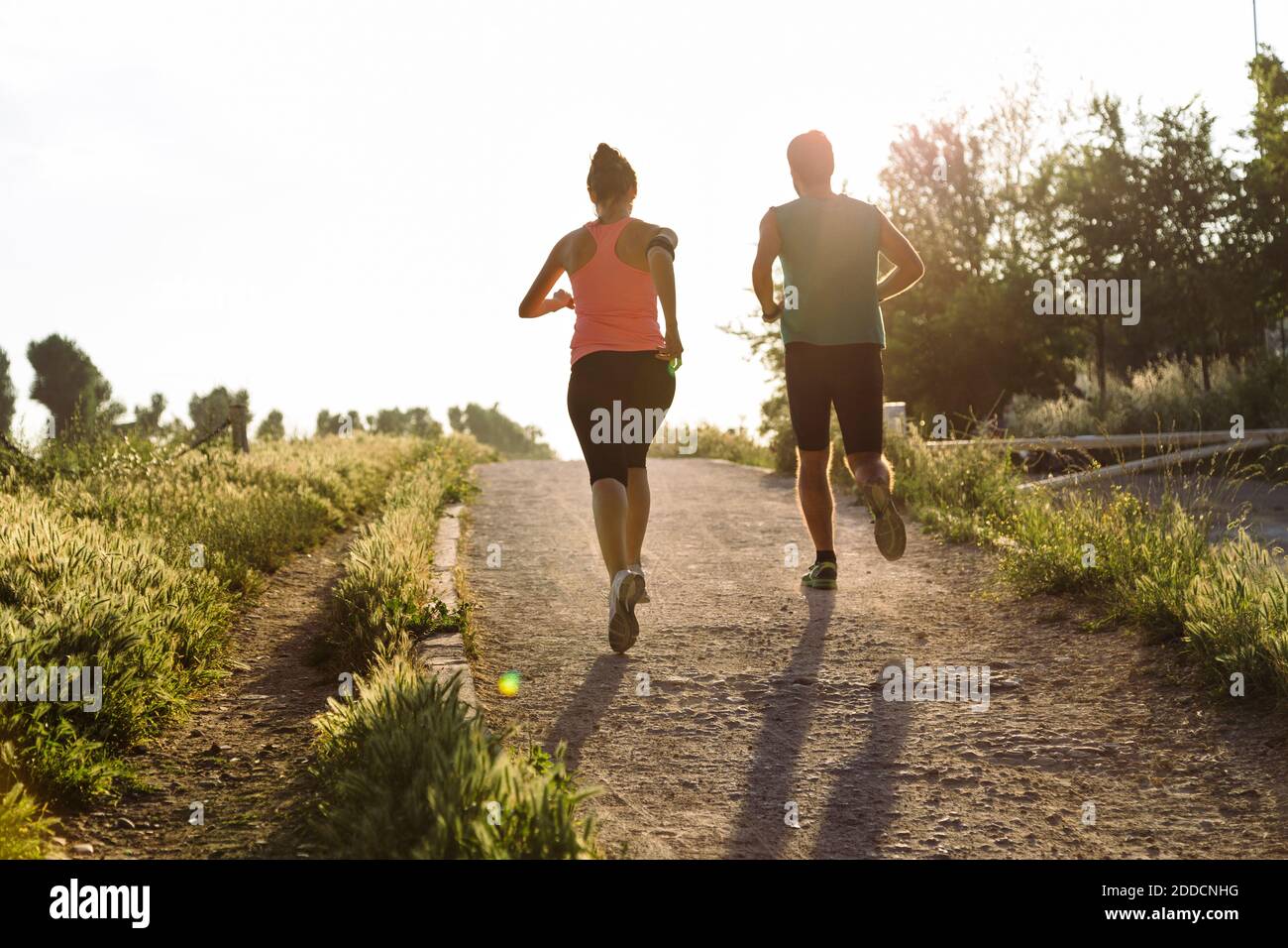Young fit couple hi-res stock photography and images - Alamy
