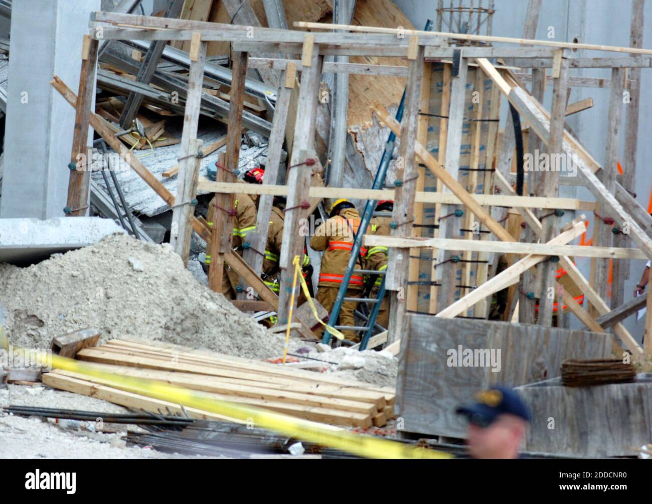 Man trapped in tv hi-res stock photography and images - Alamy