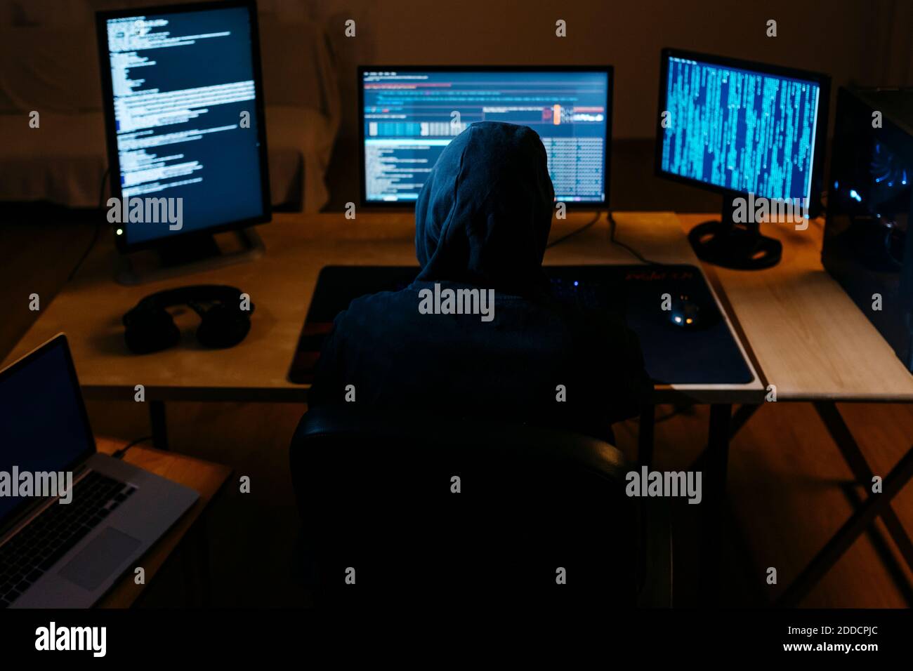 Coding job computer hi-res stock photography and images - Alamy
