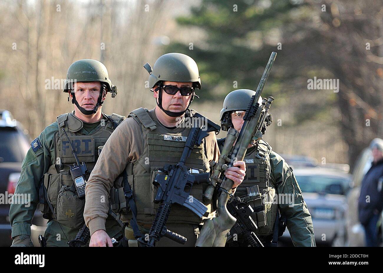 Fbi swat team hi-res stock photography and images - Alamy