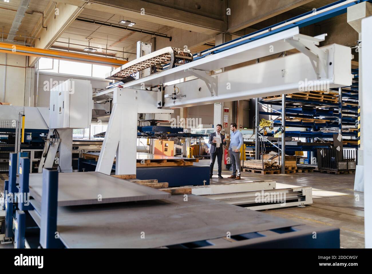 Machine automation hi-res stock photography and images - Alamy