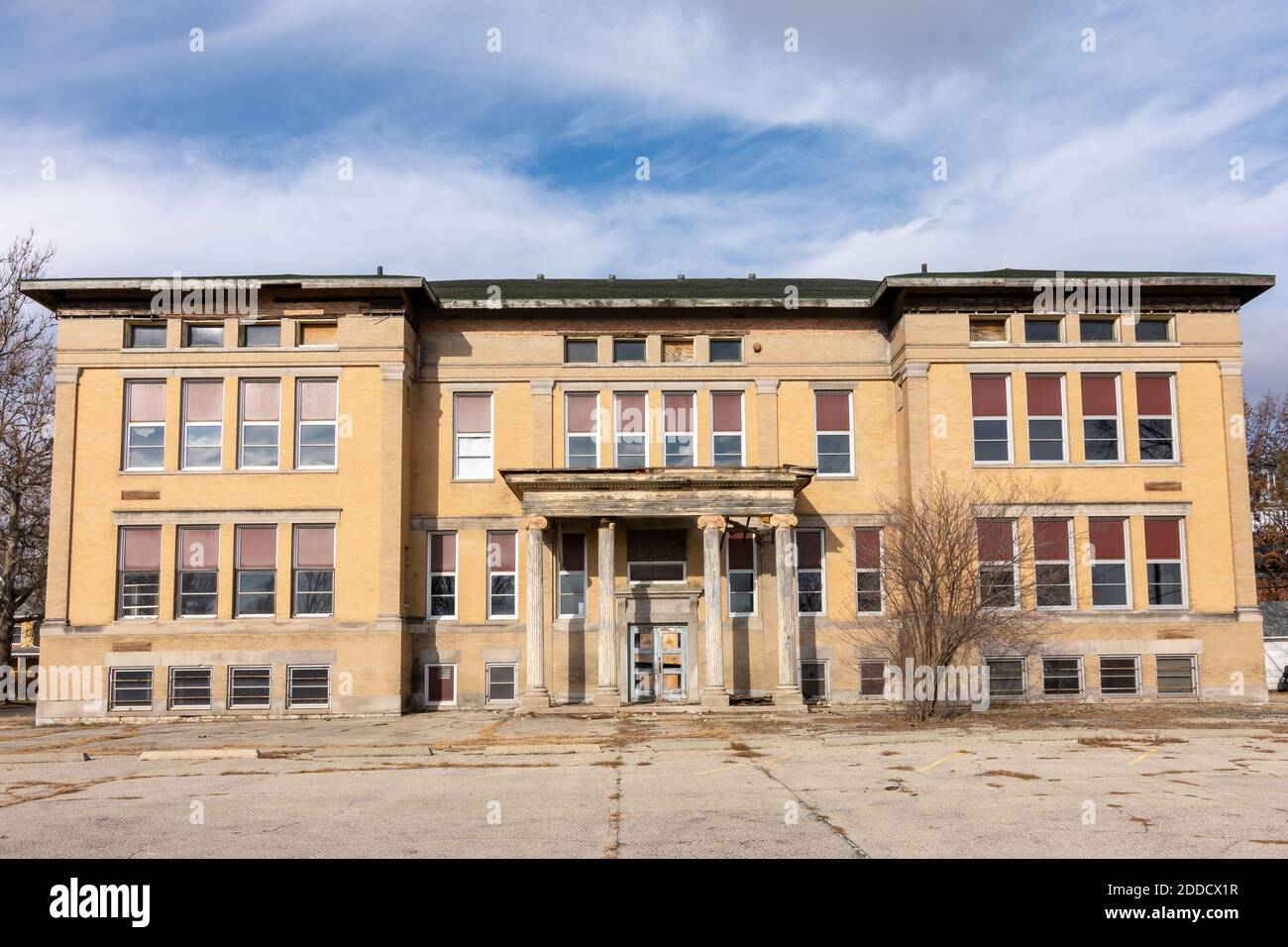Abandoned high school left to rot. Polo, Illinois Stock Photo - Alamy