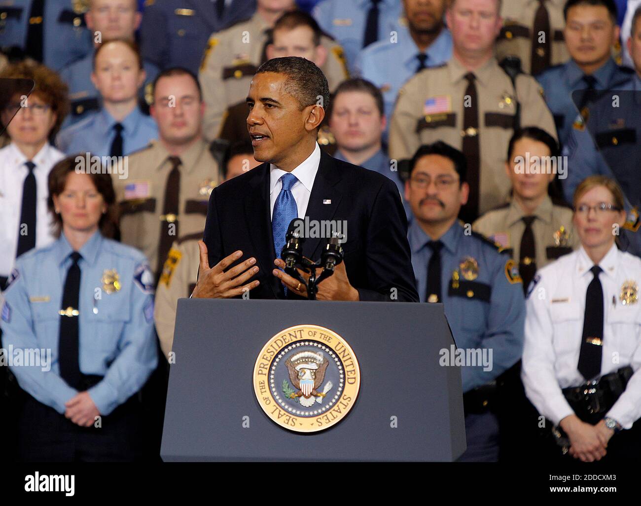 Special operations center hi-res stock photography and images - Alamy