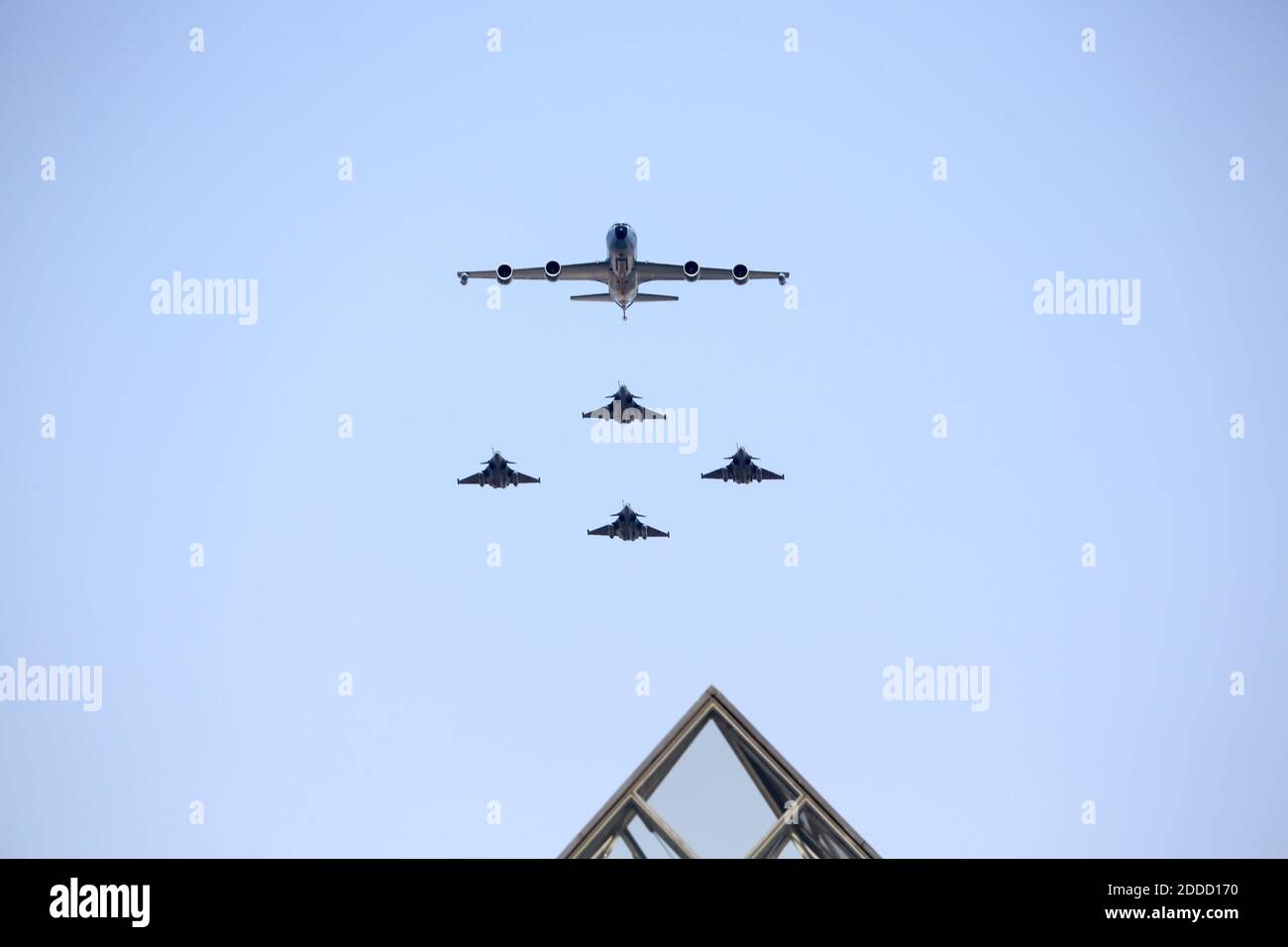 Bastille day parade aerial hi-res stock photography and images - Alamy
