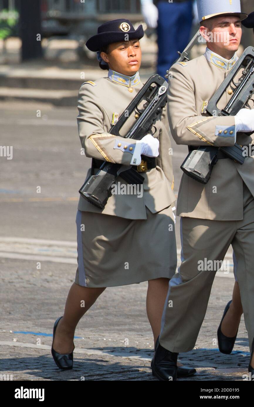 Military french Women troup during the annual Bastille Day military ...