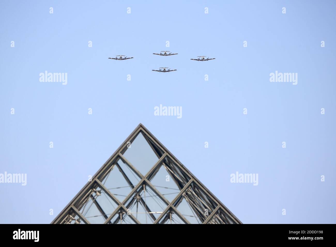 Bastille day parade aerial hi-res stock photography and images - Alamy