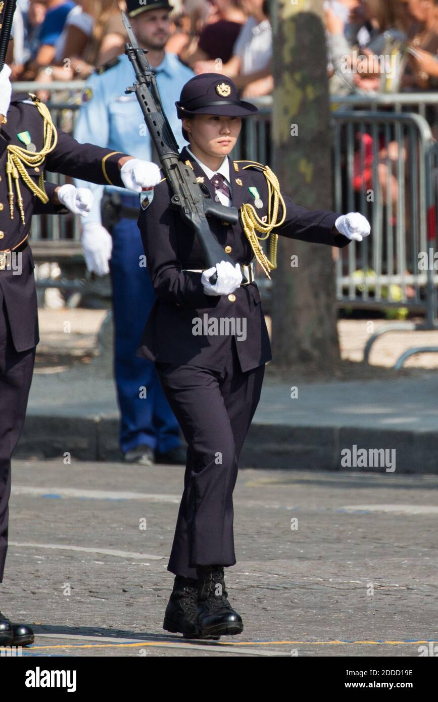 Military french Women troup during the annual Bastille Day military ...