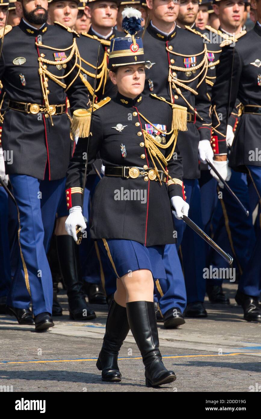 Military french Women troup during the annual Bastille Day military ...