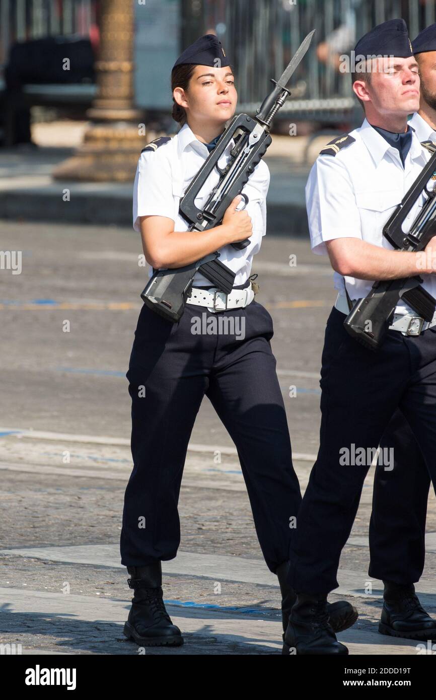 Military french Women troup during the annual Bastille Day military ...