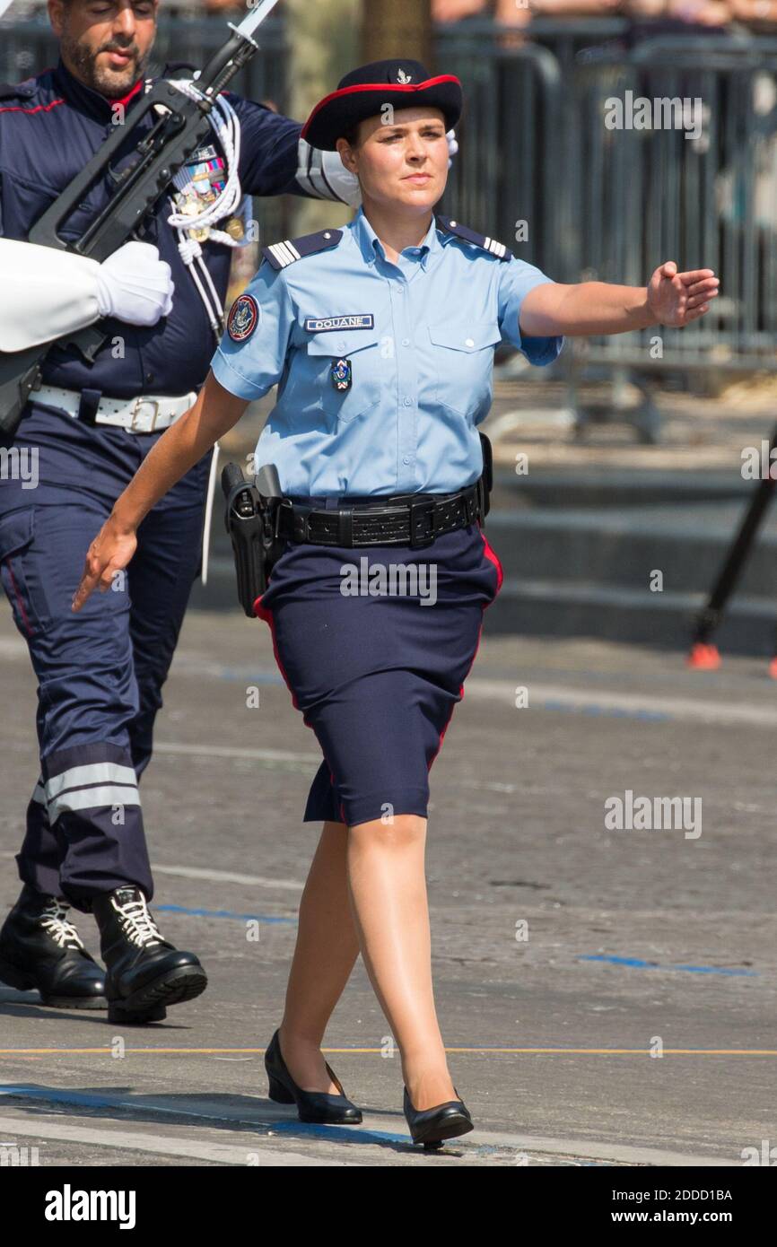 Military french Women troup during the annual Bastille Day military ...