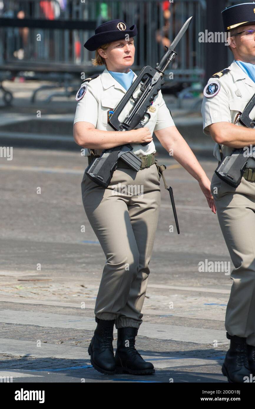 Military french Women troup during the annual Bastille Day military ...