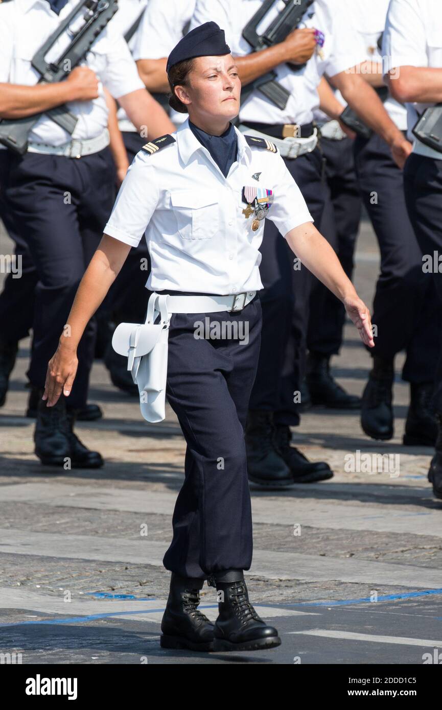 Military french Women troup during the annual Bastille Day military ...
