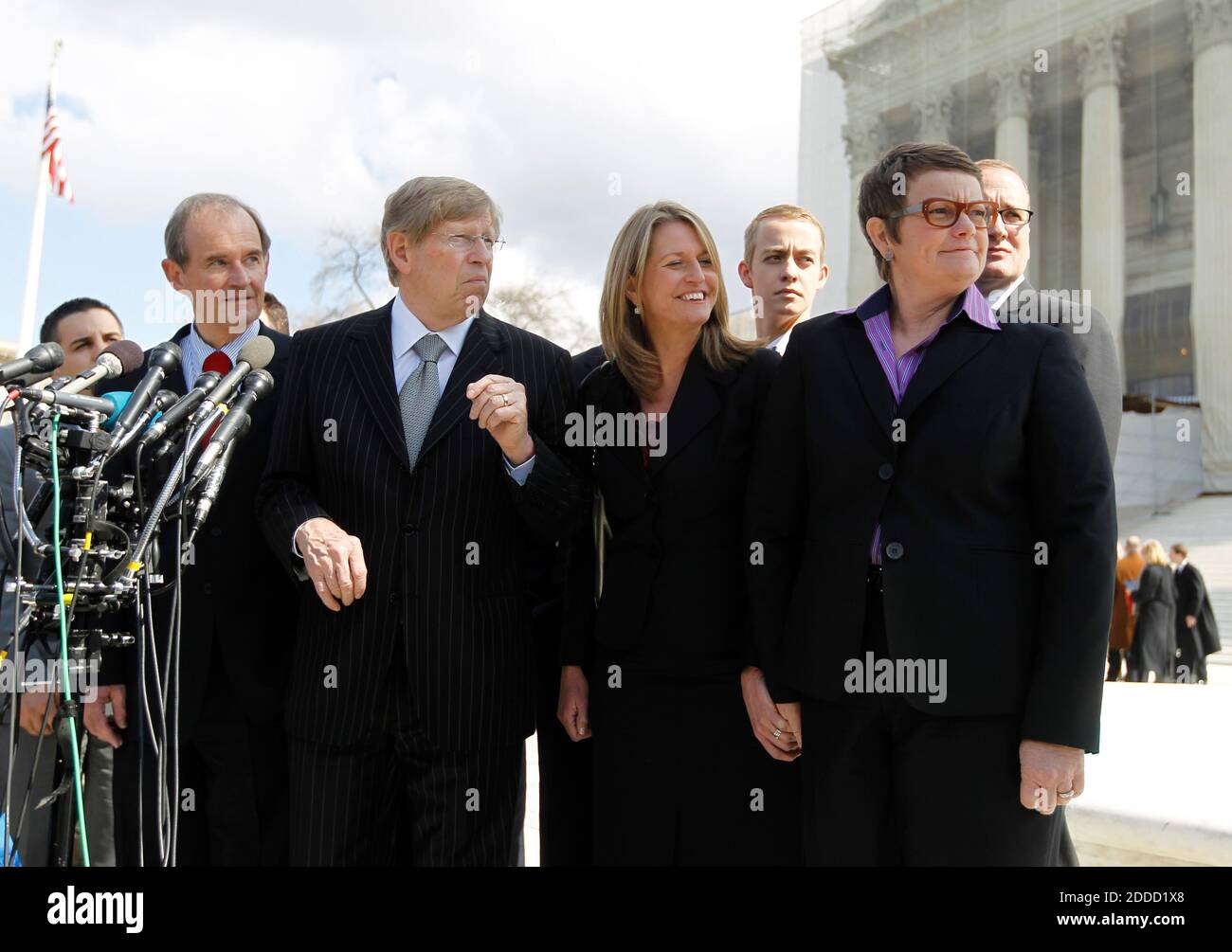 Kris perry sandy hi-res stock photography and images - Alamy