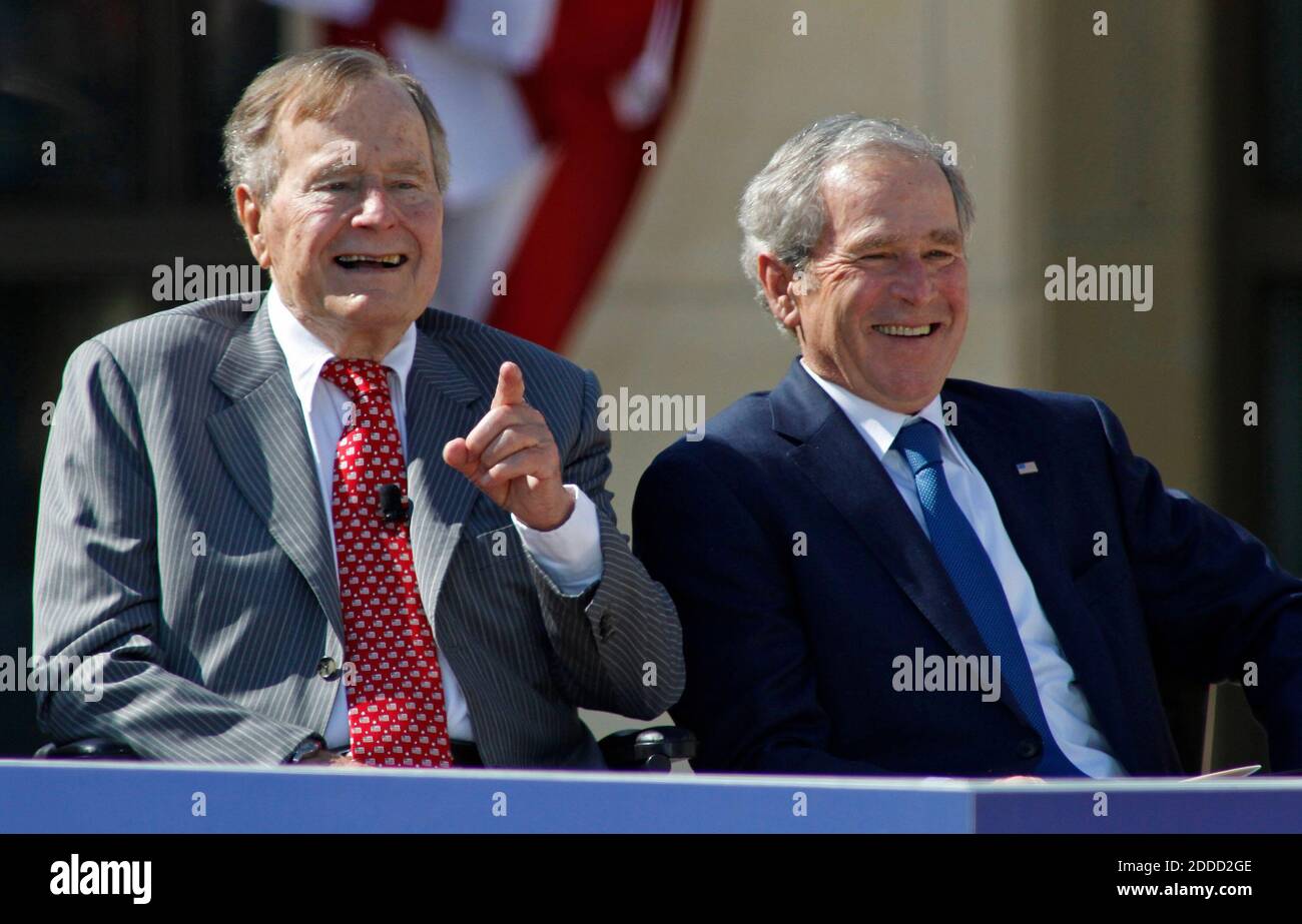 George w. bush presidential center hi-res stock photography and images ...