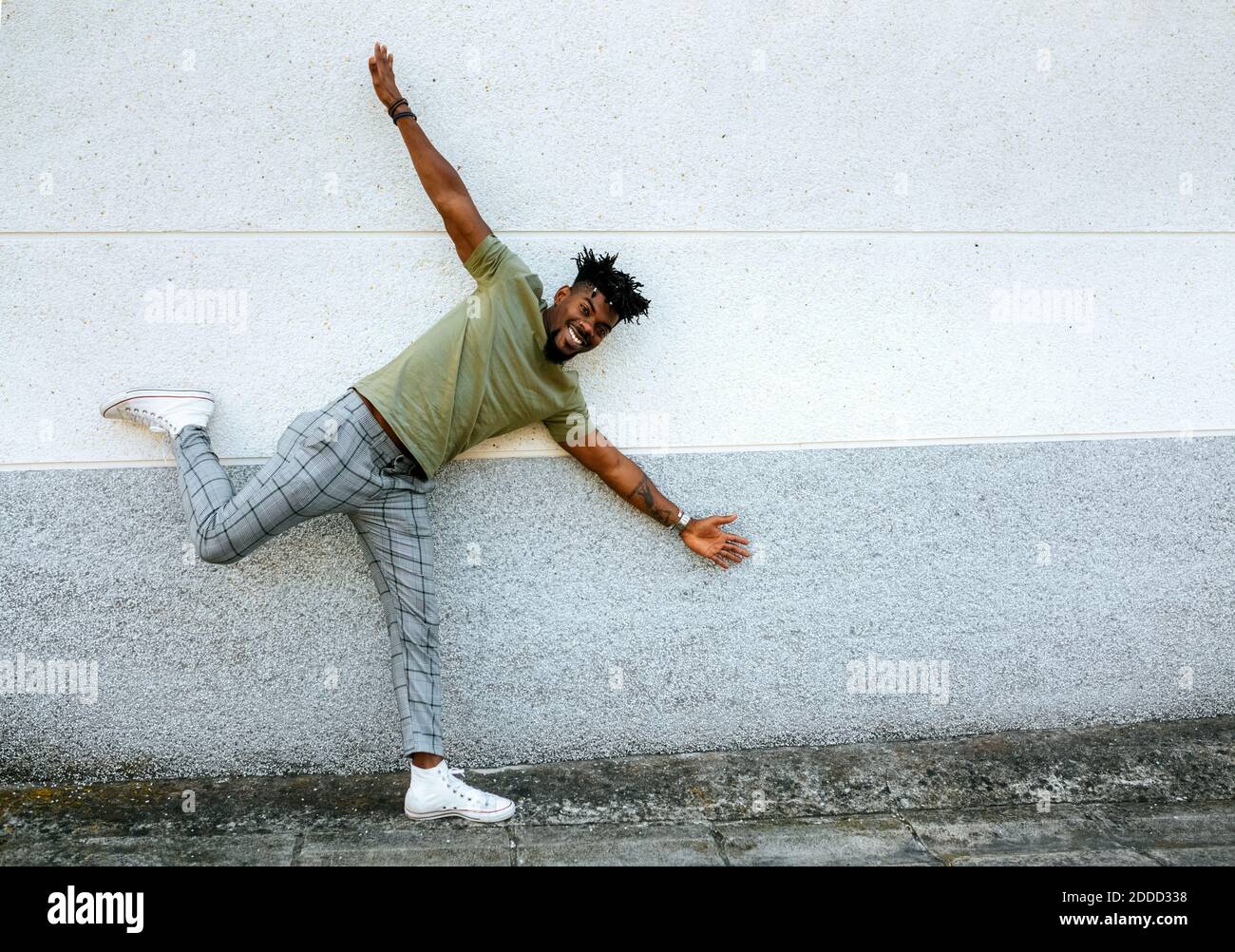Arms outstretched man hi-res stock photography and images - Alamy