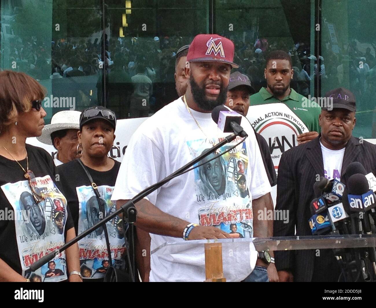 Tracy martin father of trayvon martin hi-res stock photography and ...