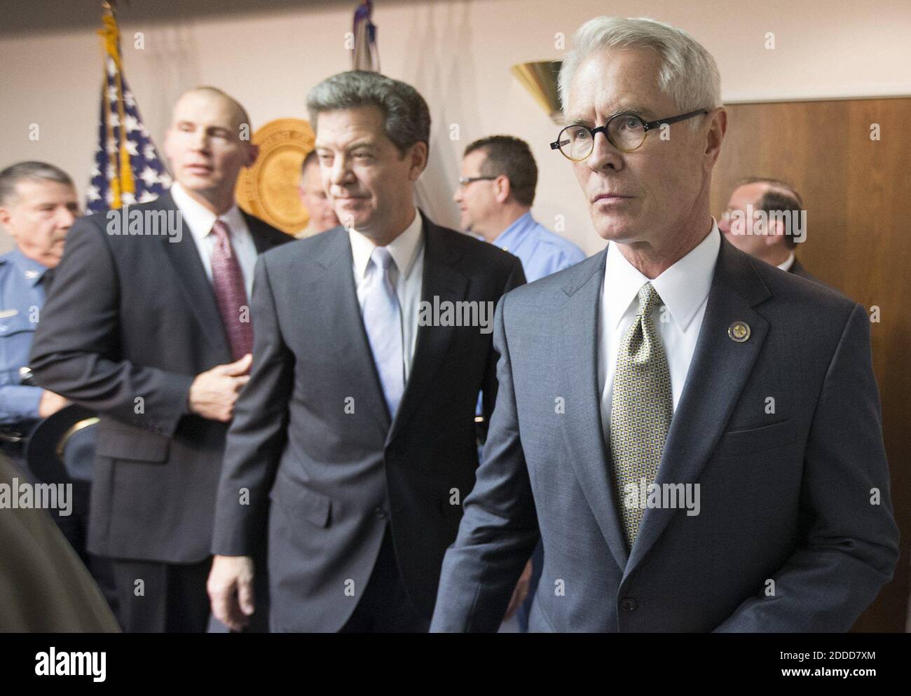 Gov sam brownback hi-res stock photography and images - Alamy