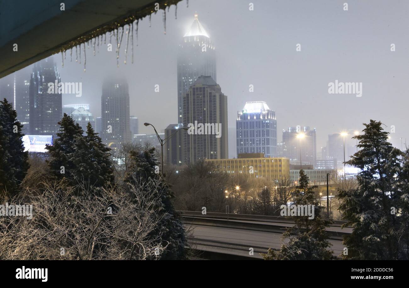 Freezing constitution hi-res stock photography and images - Alamy