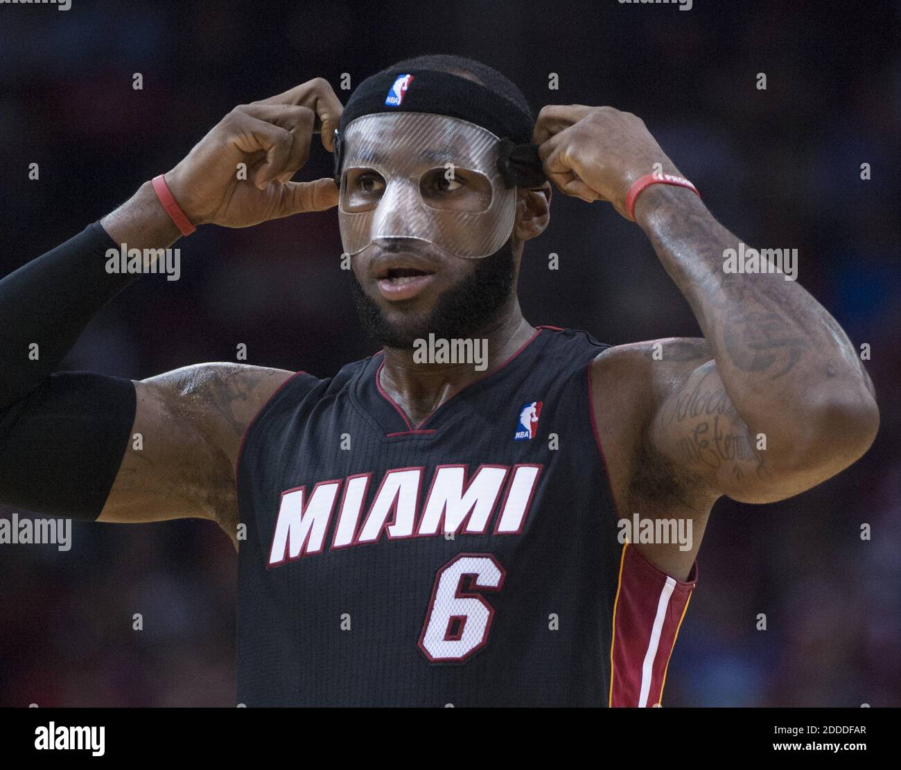 James lebron face hi-res stock photography and images - Alamy