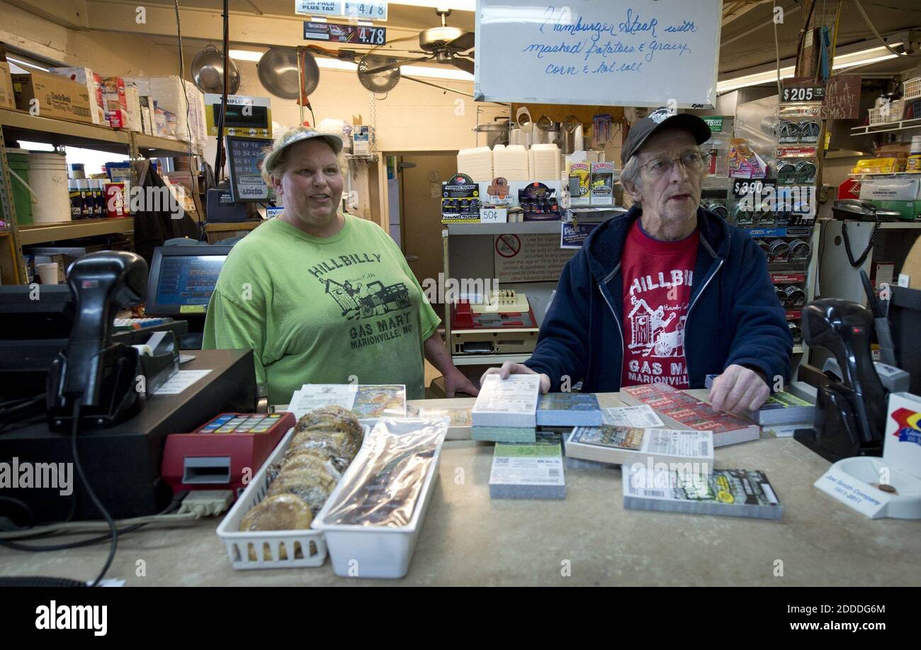 Hillbilly people hi-res stock photography and images - Alamy