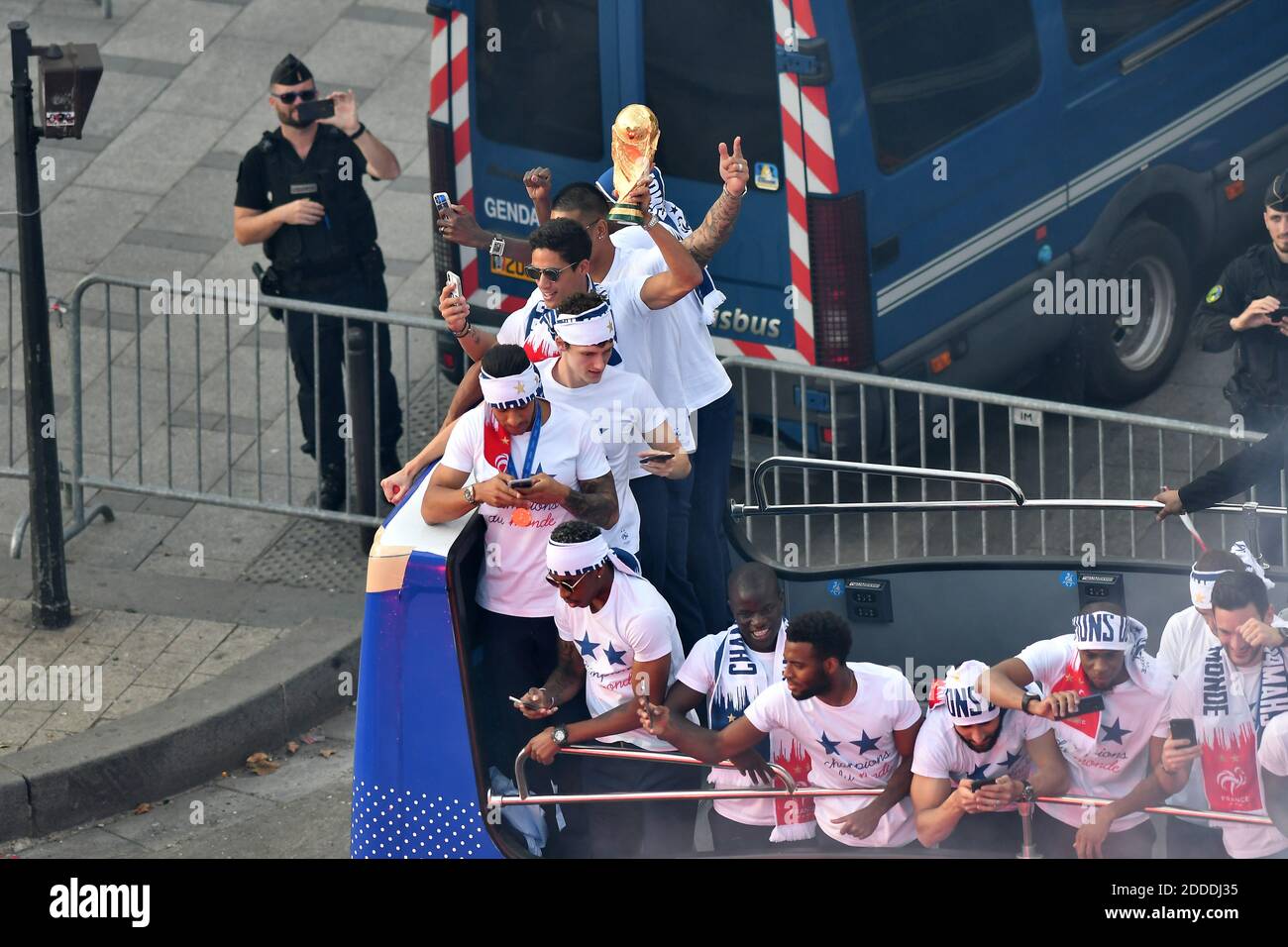 The Bus of France's World Cup Winning Team Parade Down The Champs ...