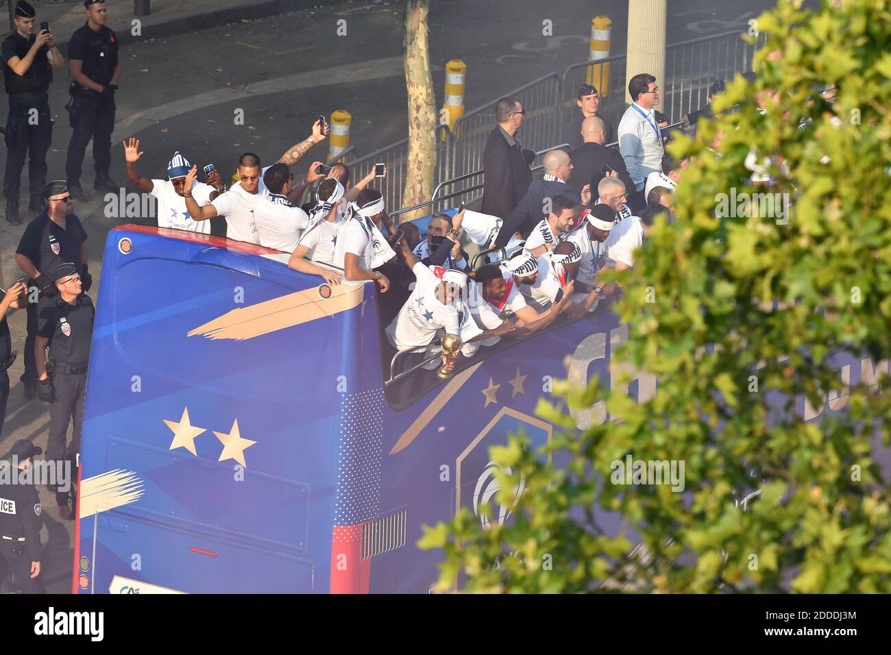 The Bus of France's World Cup Winning Team Parade Down The Champs ...