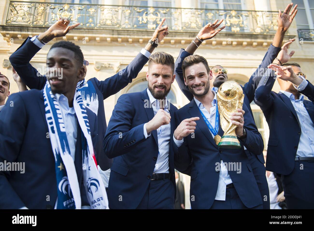 Hugo Lloris and Olivier Giroud at Elysee Palace. French President ...