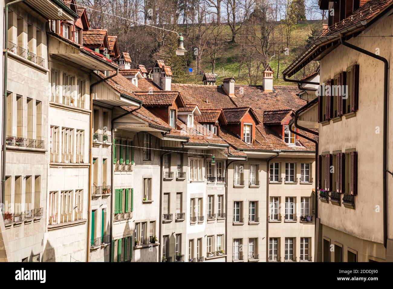 Windows in view hi-res stock photography and images - Alamy