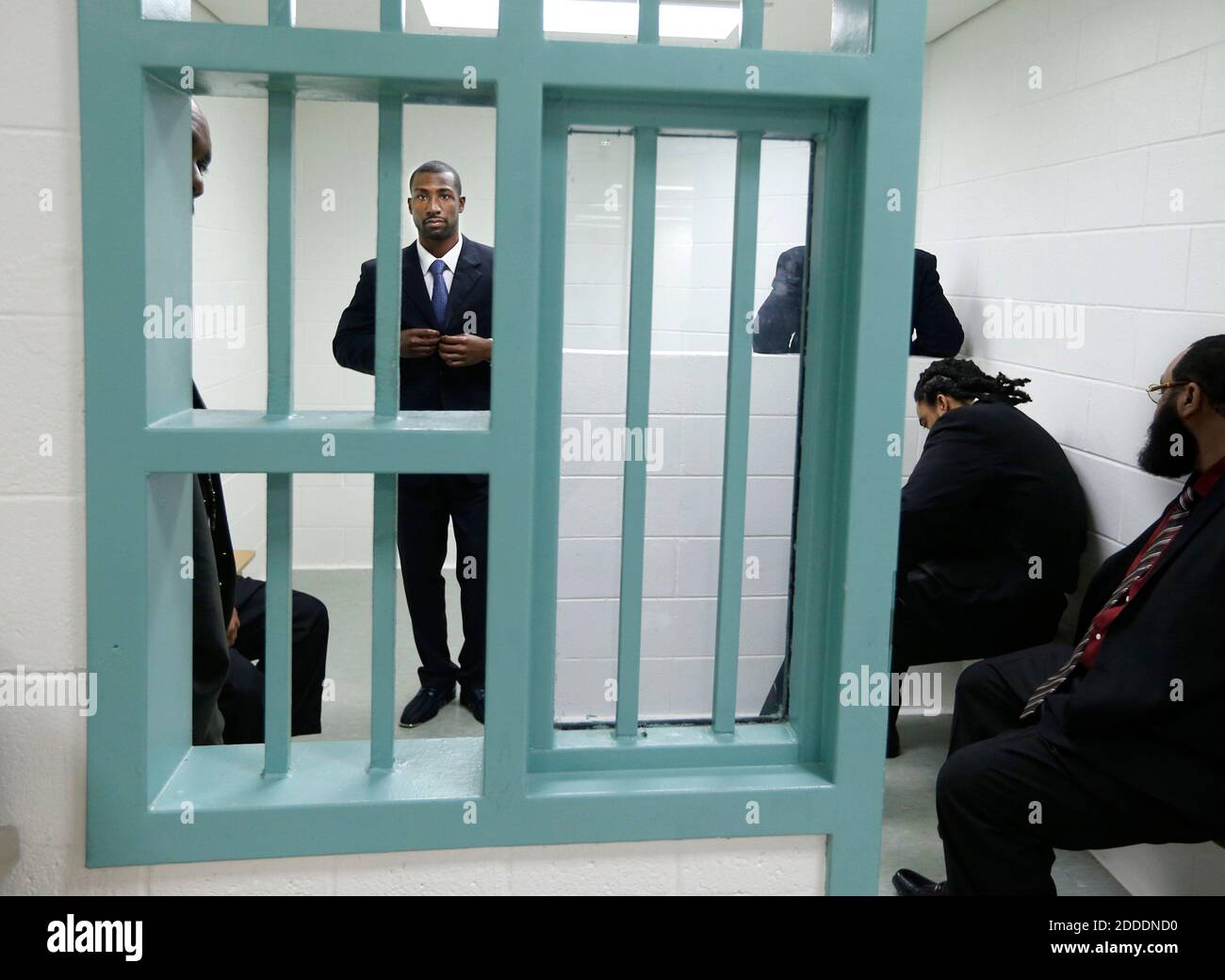 Family reunification hi-res stock photography and images - Alamy