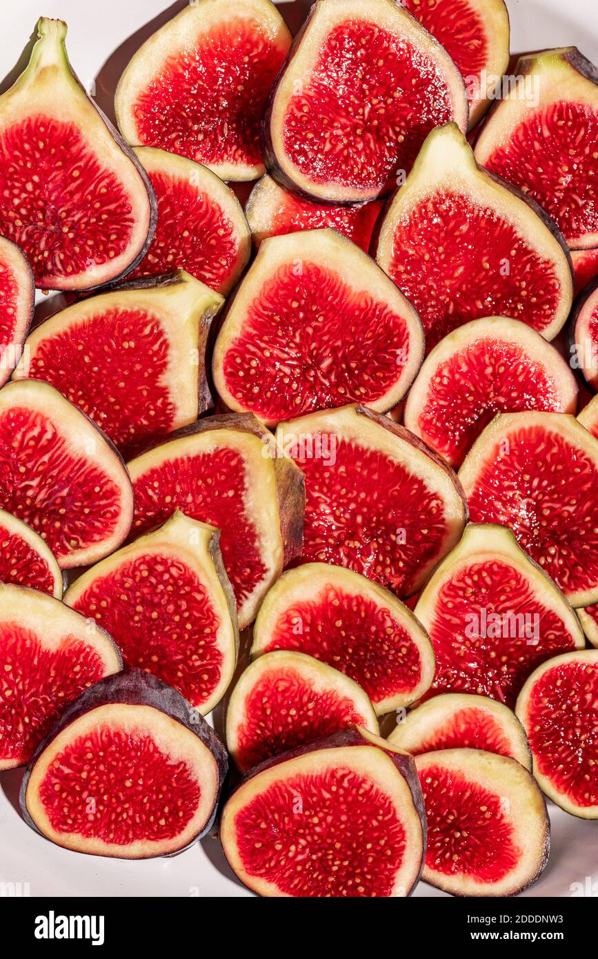 Plate of fig hi-res stock photography and images - Alamy