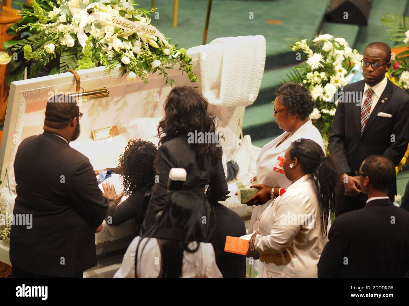 2pac In Casket