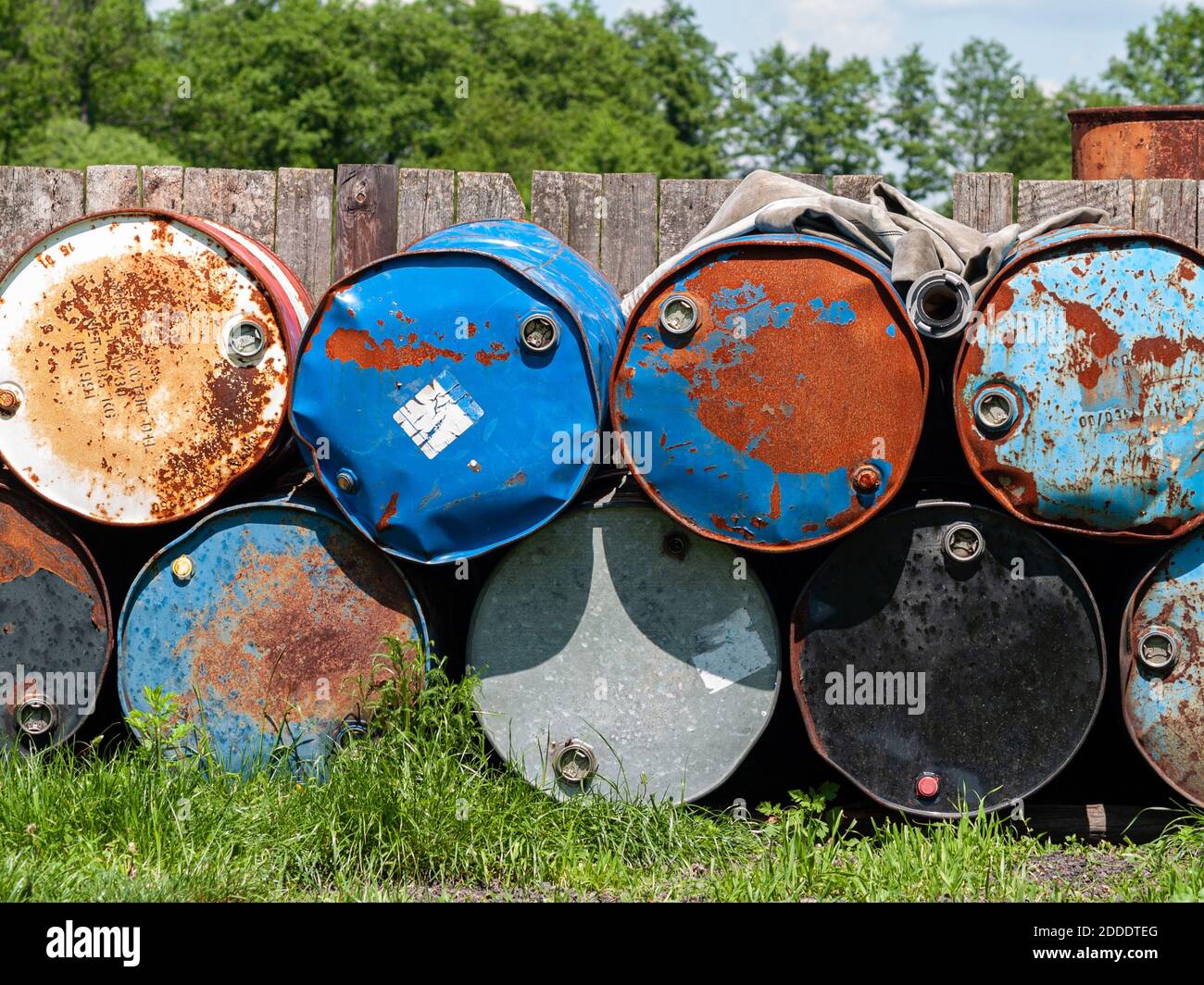 Gasoline barrels hi-res stock photography and images - Alamy