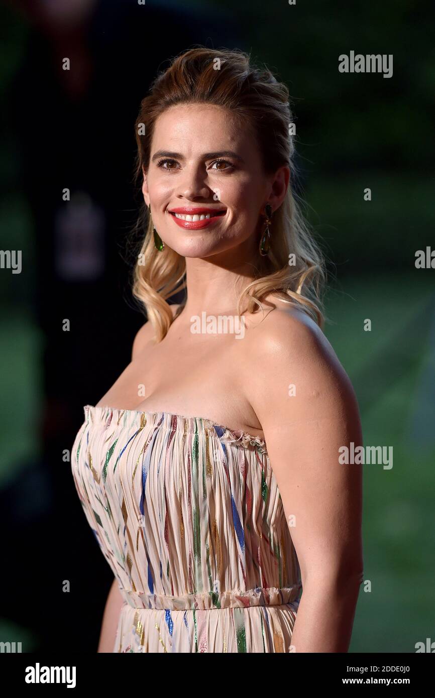 Hayley Atwell attends the premiere of Disney's 'Christopher Robin' at ...